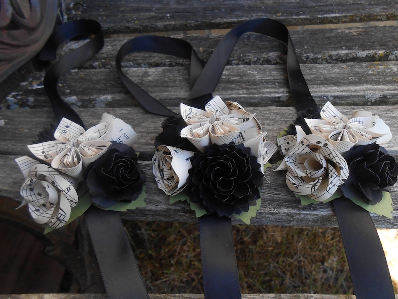 Custom Corsage. CHOOSE YOUR COLORS. Wrist or Pin-On. Weddings | Etsy