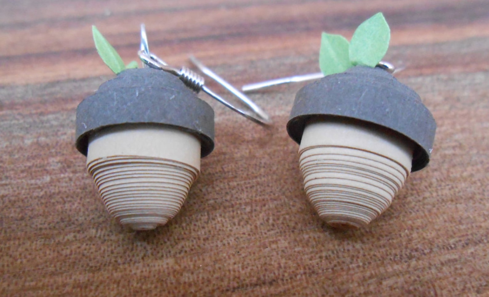 Acorn Necklace. CHOOSE YOUR COLORS. Quilling. Wedding Gift, Bridesmaid ...