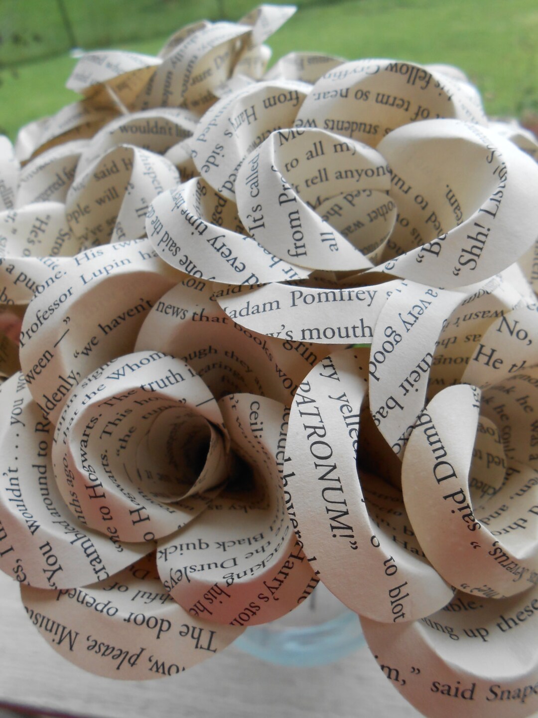 Tea Stained BOOK Dozen Roses. Perfect for First Anniversary - Etsy