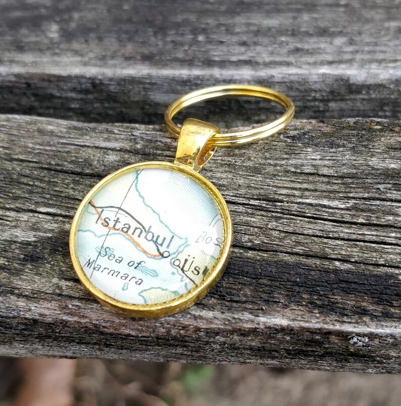 Custom Map Keychain. CHOOSE YOUR PLACE. Wedding Anniversary | Etsy