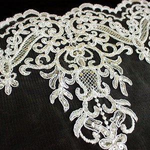 Queen Elizabeth White Embroidered Sequin Beaded Lace Mesh Trim / Bridal ...