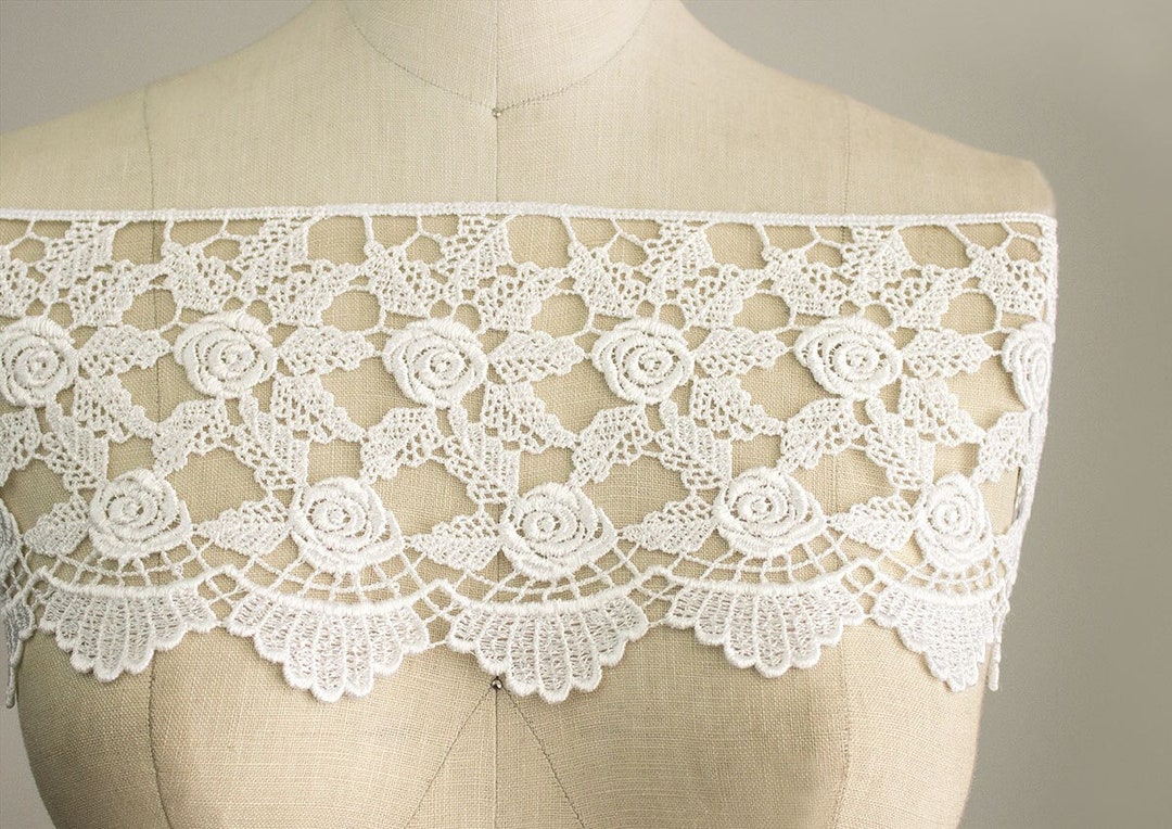 Princess Aurora Large White Roses Rayon Fringe Lace Trim / Wedding ...