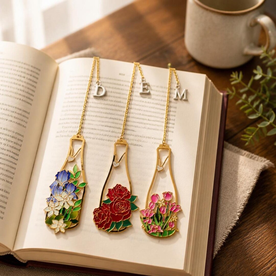 Personalized Floral Metal Bookmark With Custom Initial for Book Lovers ...