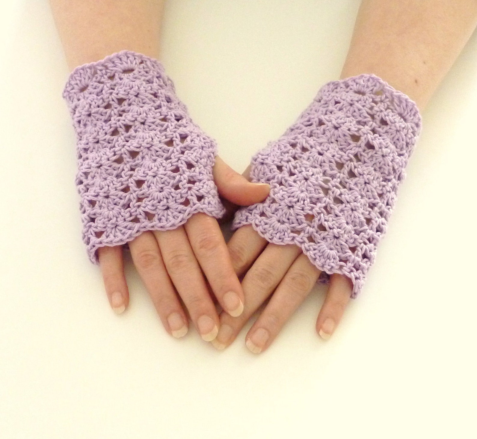 Crochet Pattern - Wrist Warmers Fingerless Gloves - Shell Stitch - PDF ...