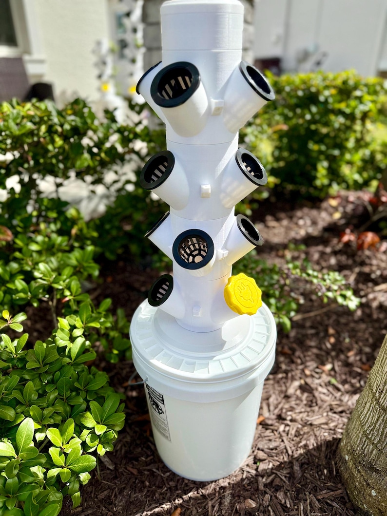 Hydroponic Tower Starter Kit, 12 Plant Cups, Compact Garden Kit for ...