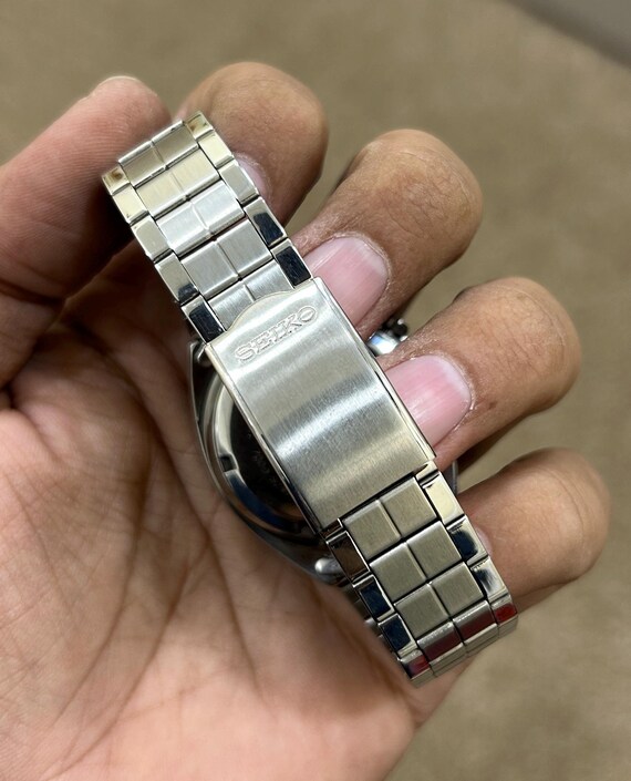 Vintage Seiko Automatic DX Silver Dial (Changed) Day/… - Gem