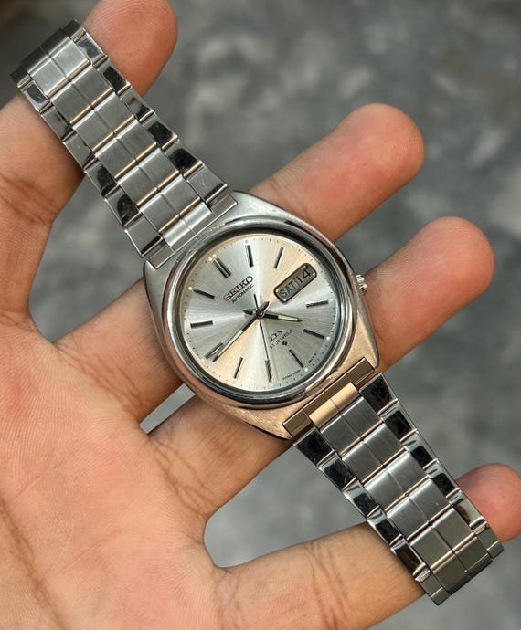 Vintage Seiko Automatic DX Silver Dial (Changed) Day/… - Gem