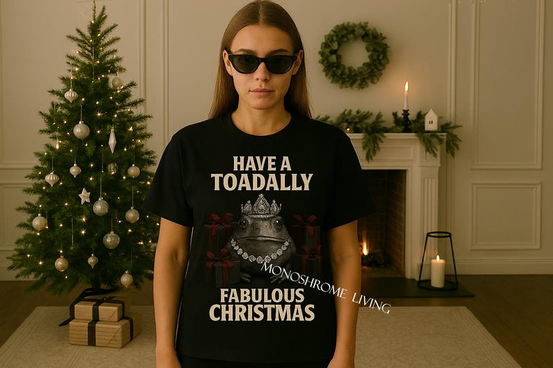 Funny Frog Christmas Art – Elegant Toad With Crown (digital Download ...