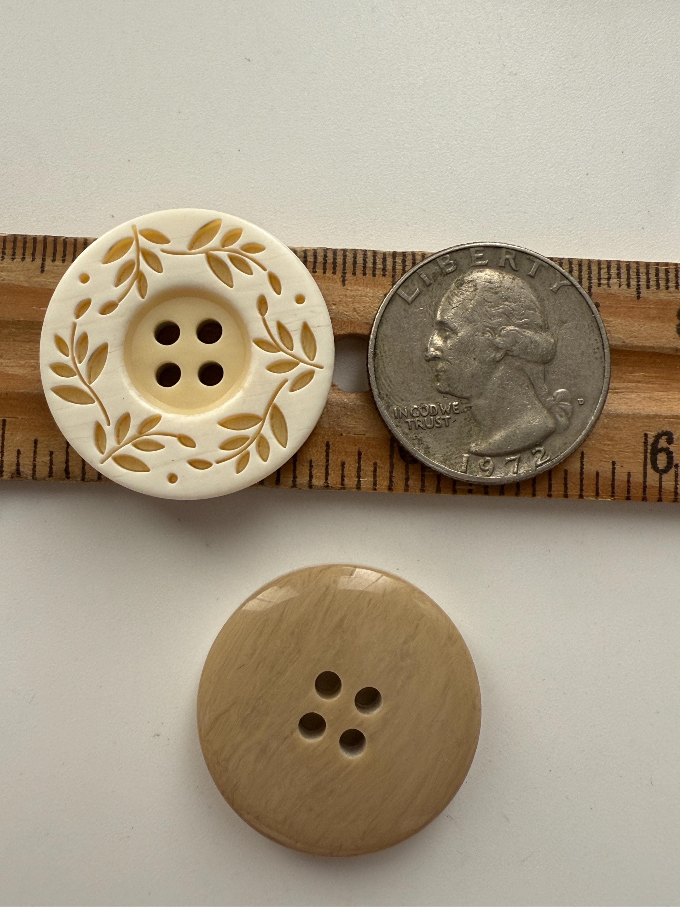 10PC Beige Vine and Leave Resin Sewing Button Flat Back 4 Holes 15mm ...