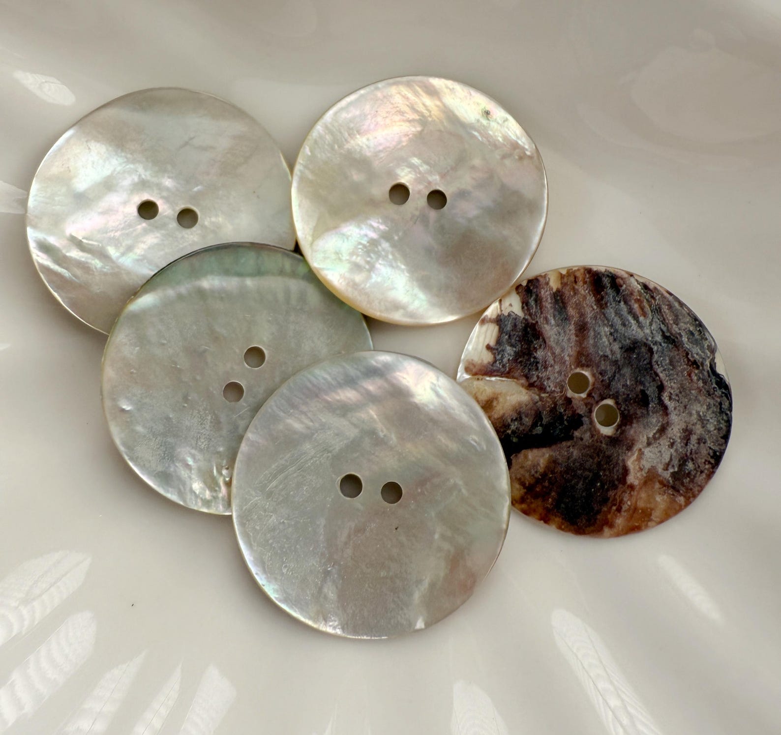 Abalone Shell Buttons: Natural Mother of Pearl, 2-hole, 30mm (5PC) - Etsy