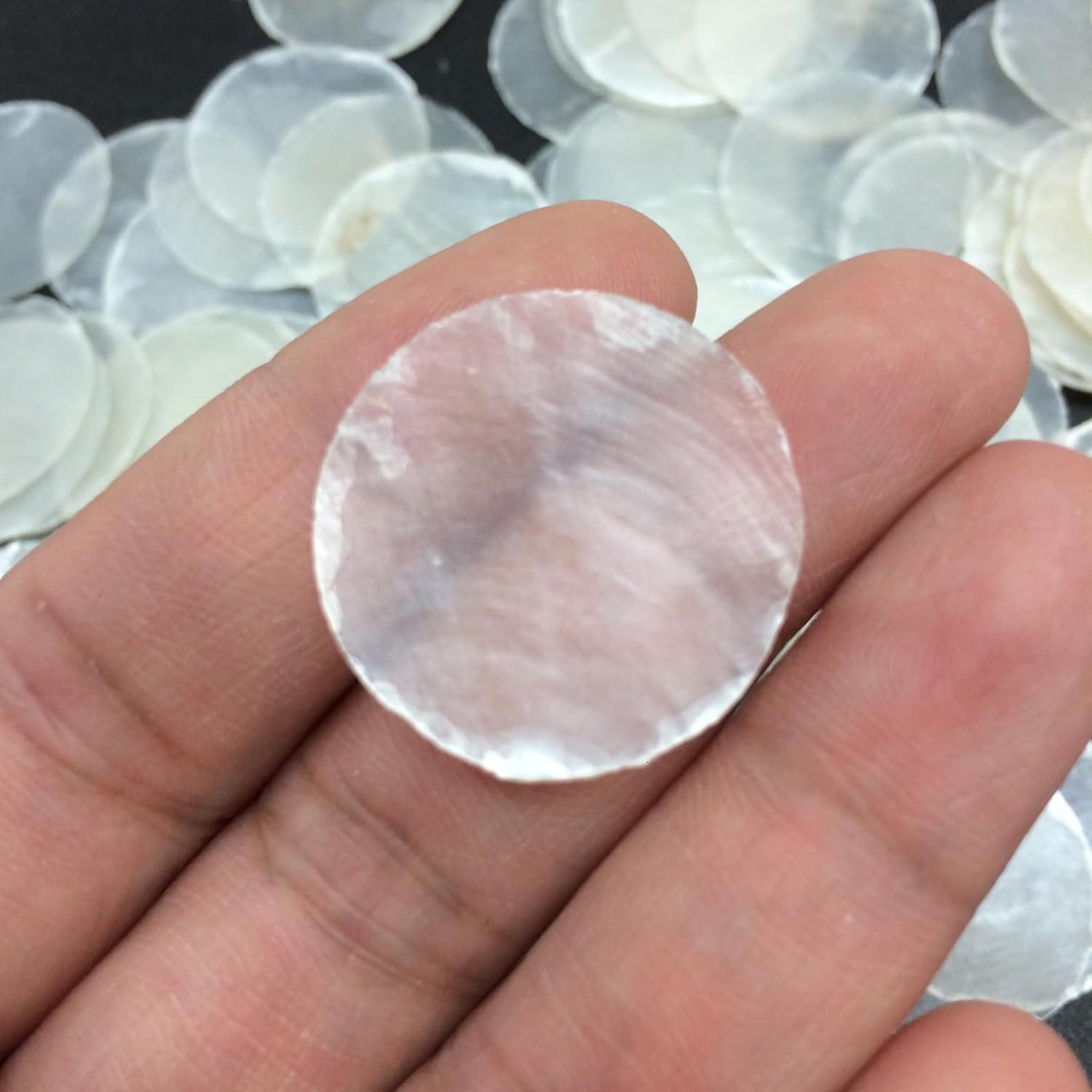 100 PC Round Natural Capiz Sea Shells, 1 Inch - Etsy