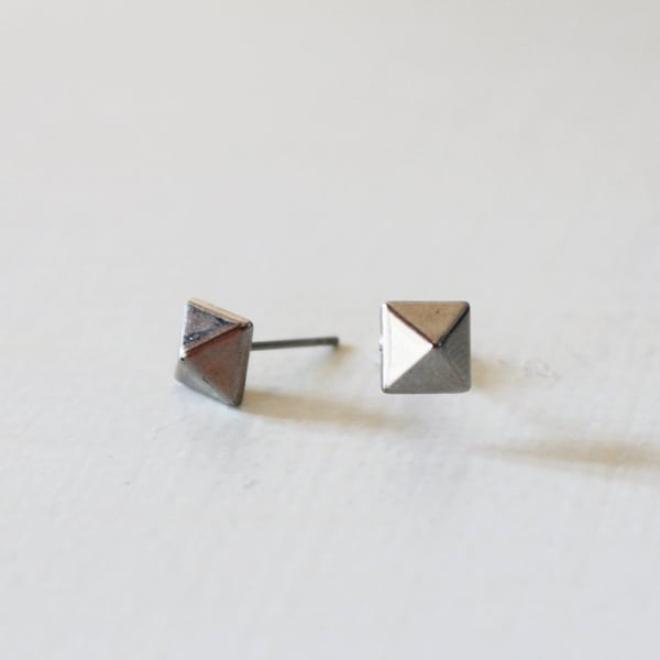 Silver Pyramid Studs - Etsy