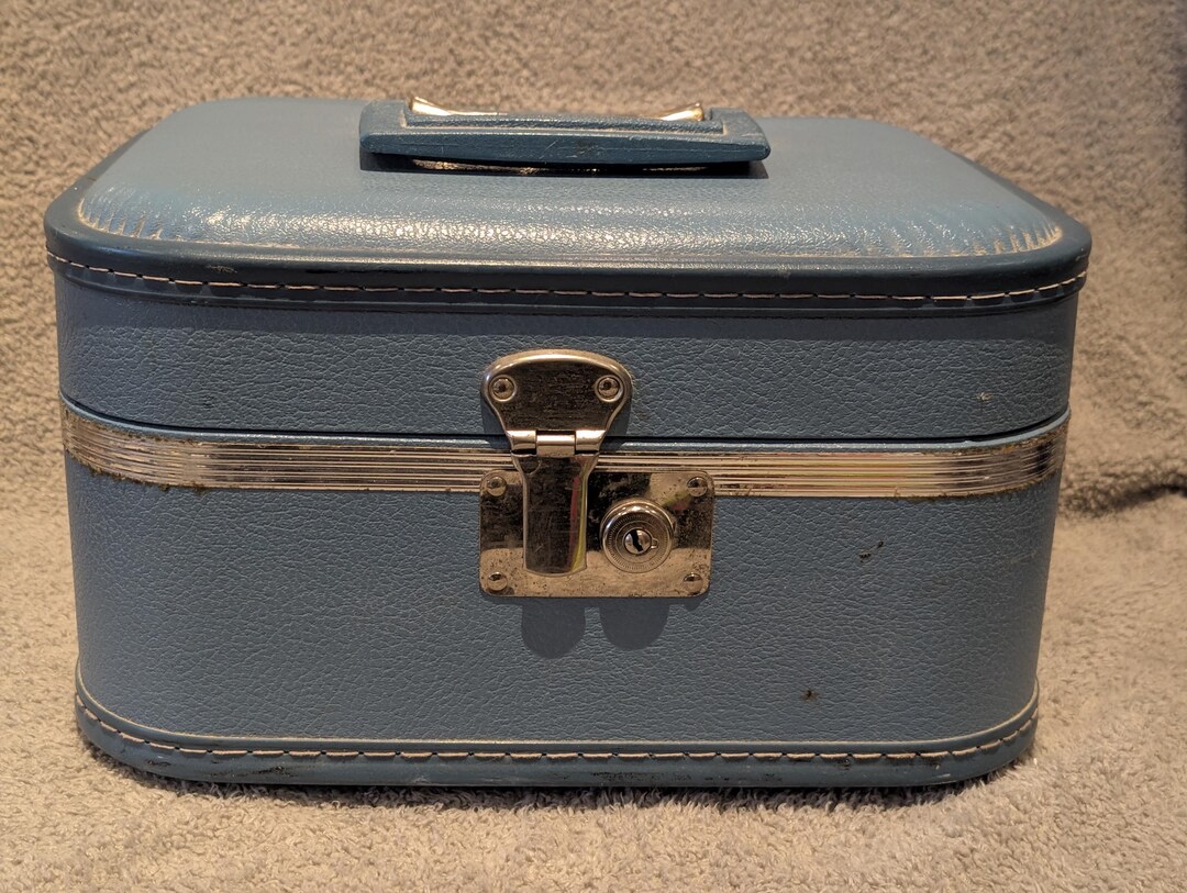 Vintage Gateway Train Case, 1960s - Etsy