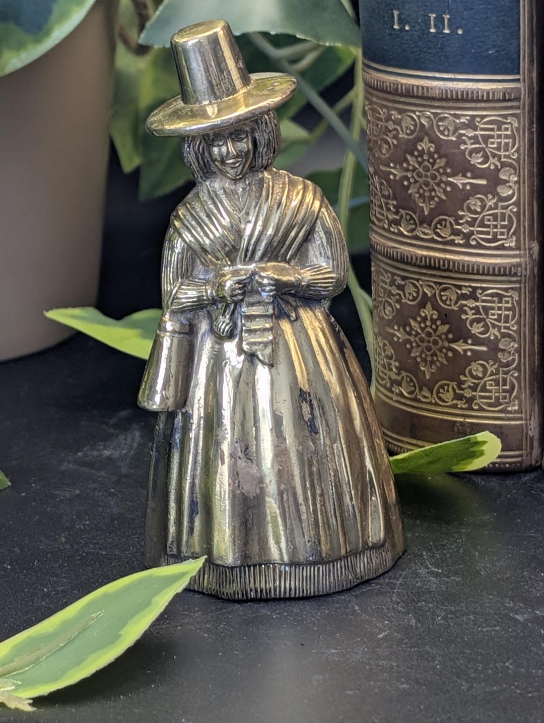 Vintage Brass Welsh Lady Bell - Etsy