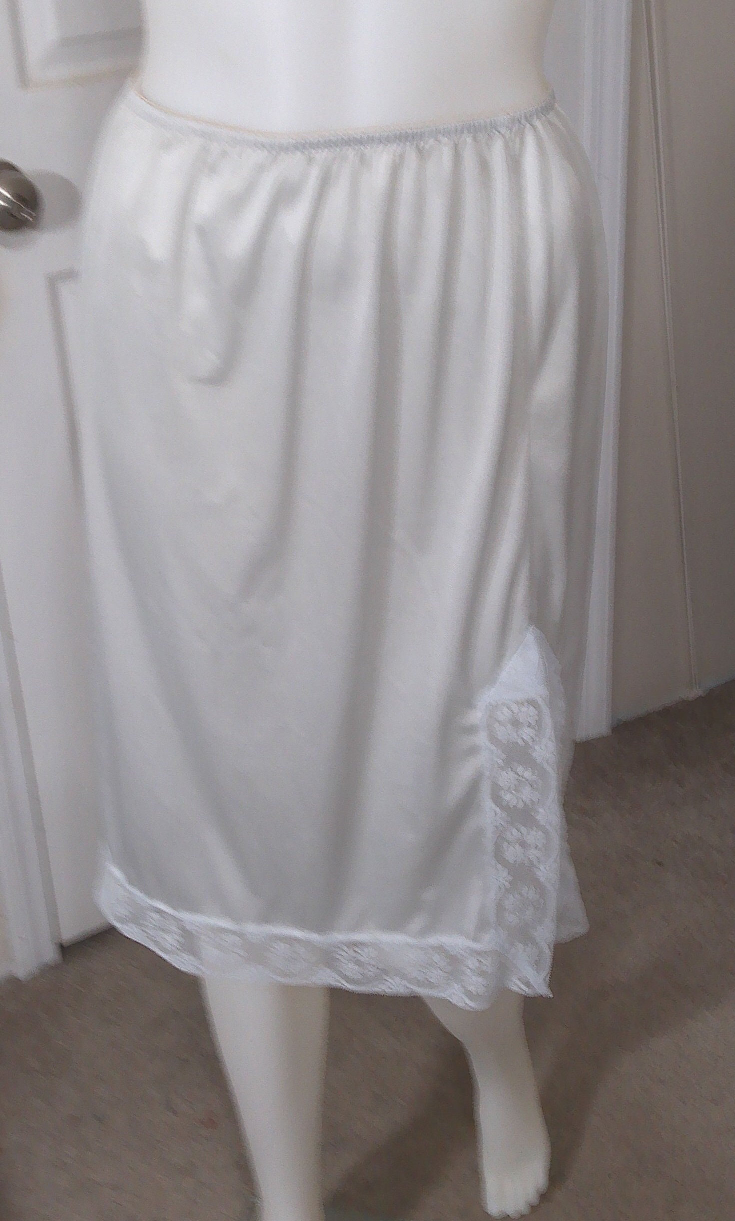 Light Blue Vintage Nylon Half Slip Size Large FREE SHIPPING - Etsy