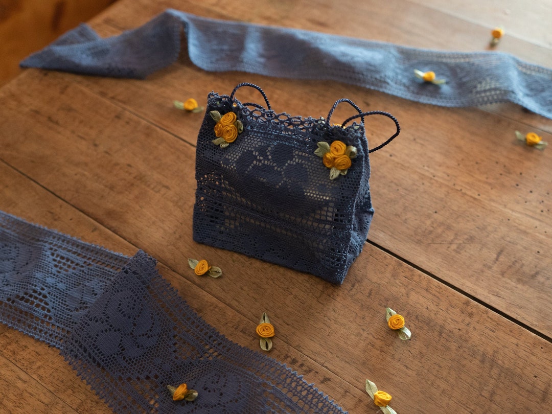 Lace Navy Blue Gift Bag With Flower Ornaments, Christmas Gift Bag ...