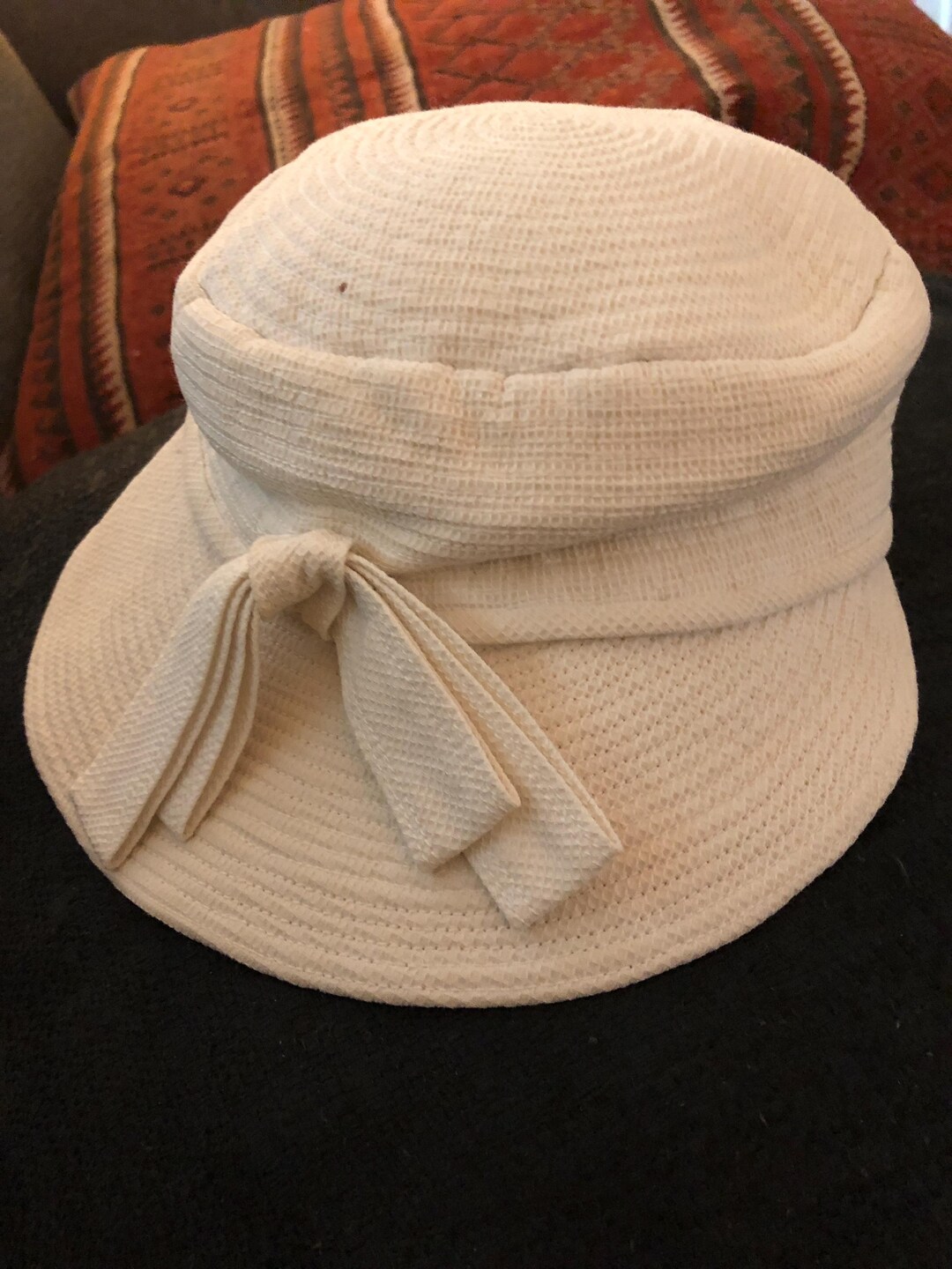 1930s Little Girls Hat With Bill - Etsy