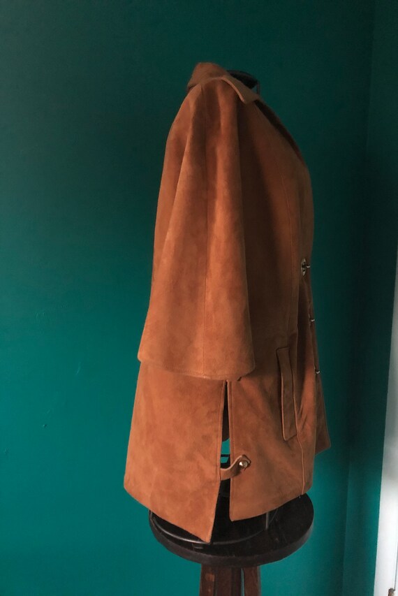 Late 1960s/early 1970s butter soft suede cape - Gem