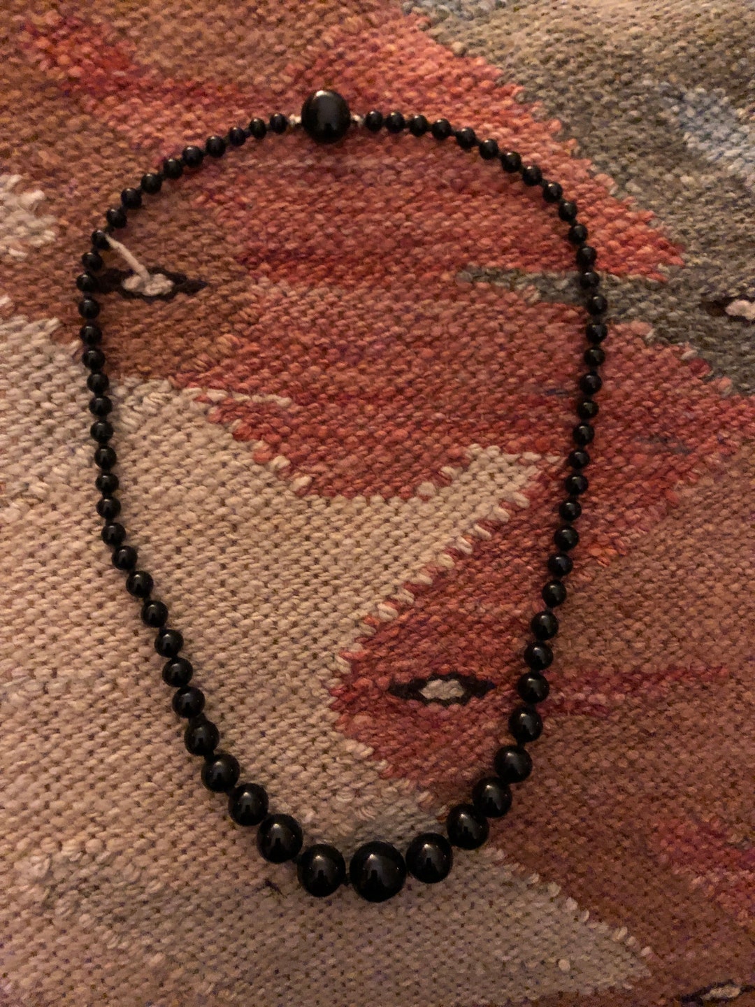 1950s Graduated Smooth Black Glass Bead Necklace - Etsy