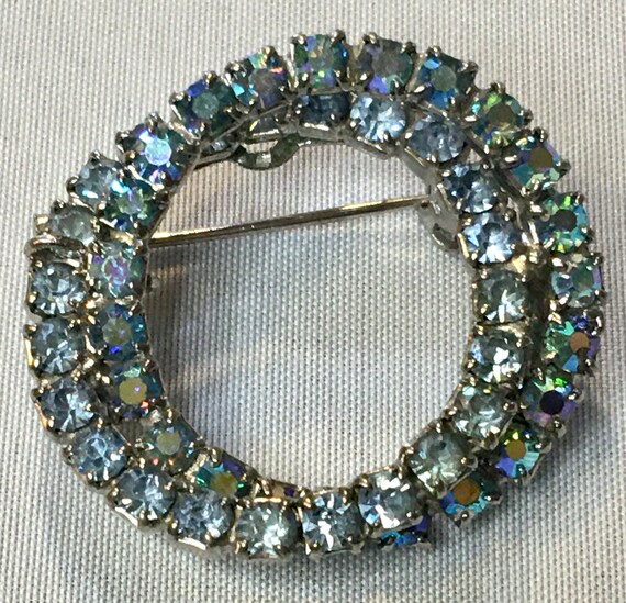 Beautiful Vintage Aurora Borealis Blue Rhinestone Bri… - Gem