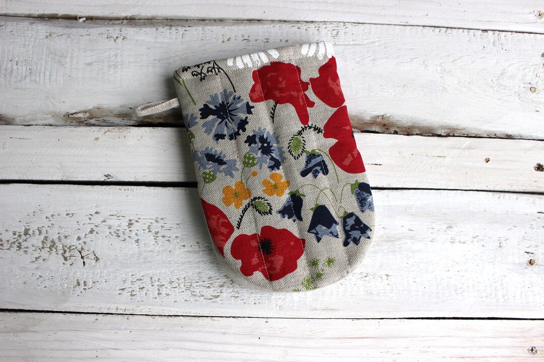 Linen Kitchen Mini Glove With a Flower of the Meadow Print, Mini Oven ...