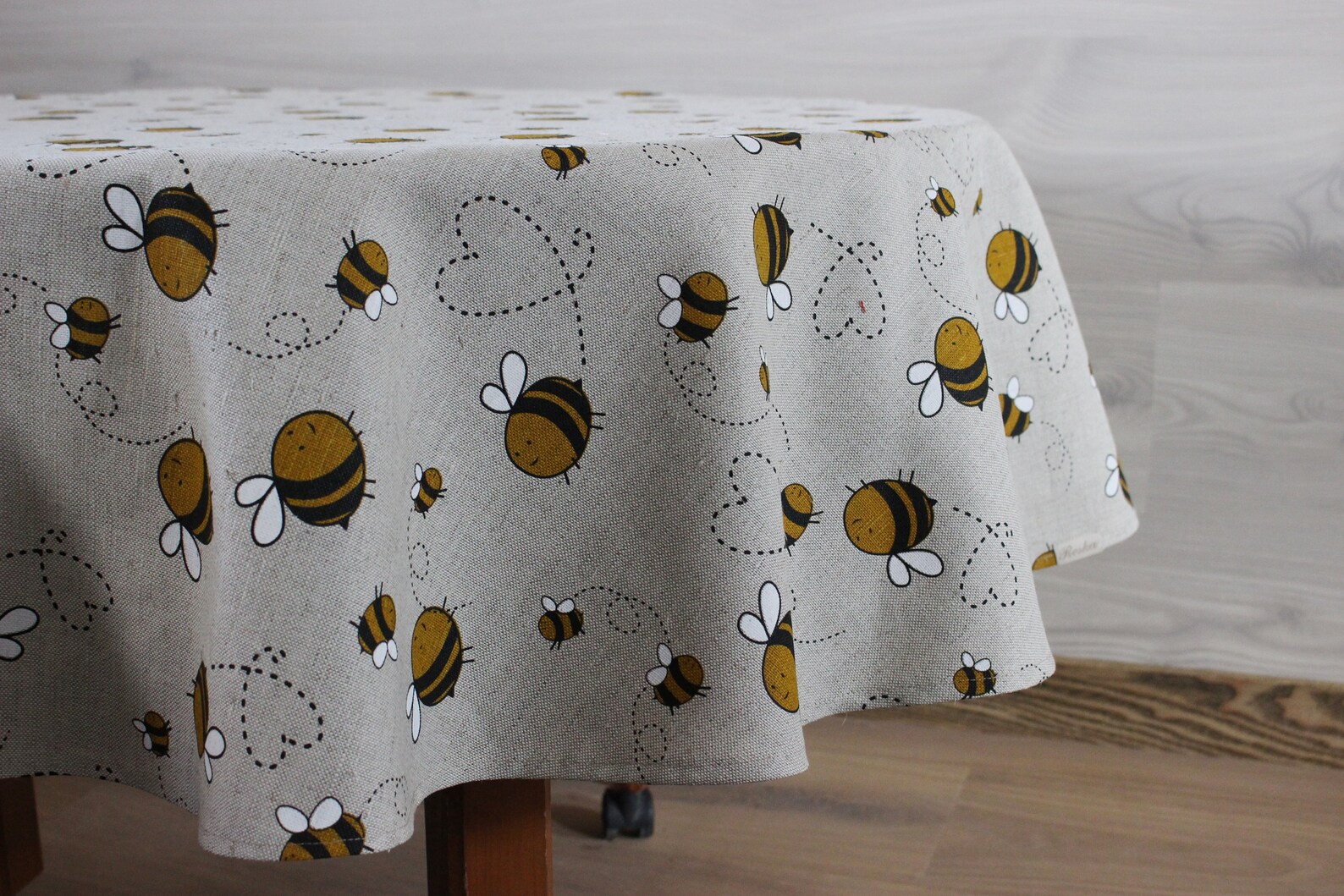 Round Linen Tablecloth With Bees Print Oval Cottage Table | Etsy