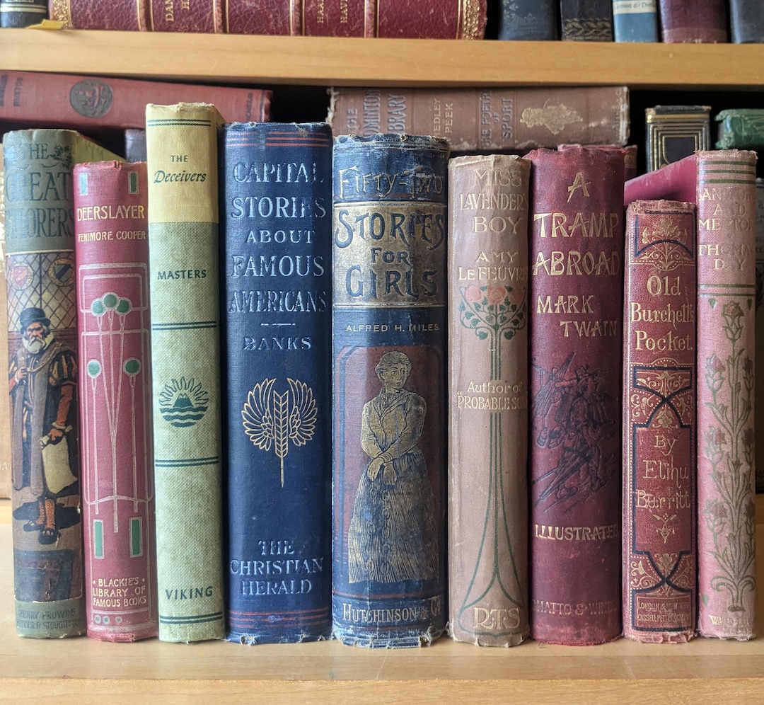 Vintage Books Set of 8 – Mixed Decorative Library Decor - Etsy