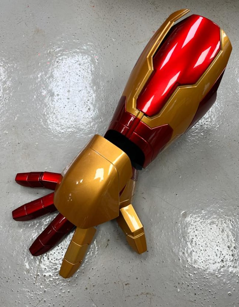 LED Ironman mk42 Gauntlet cosplay arm hand armor prop - Etsy Nederland