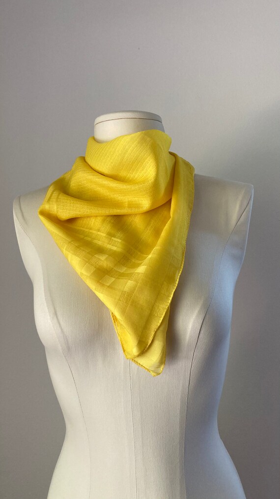 Vintage neckerchief | square - Gem