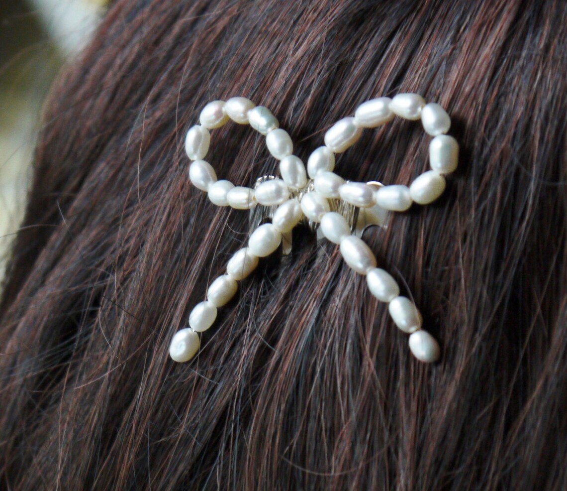 Ivory Pearl Bow Freshwater Pearls on a Silver Plated Hair Comb | Etsy