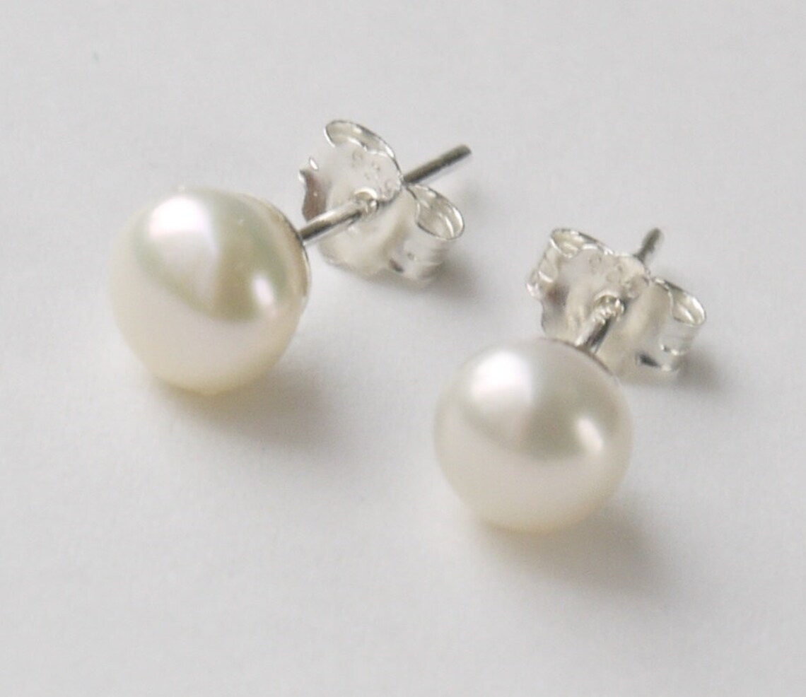 7mm Ivory Pearl Stud Earrings Freshwater Ivory White Pearl - Etsy