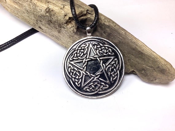 Large Detailed Silver and Black Pagan Wiccan Celtic K… - Gem