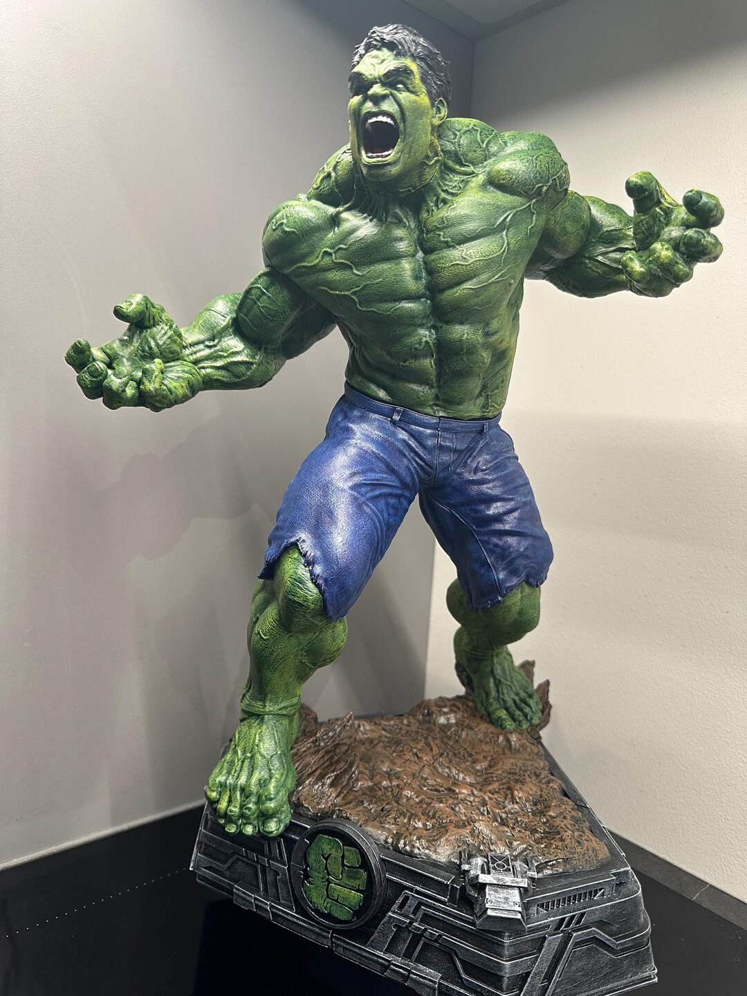Hand-painted Hulk Figurine– 3D Printed Resin Figure - Etsy