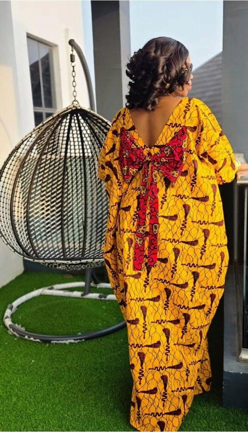 African Rich Aunty's Gown, Damask Styles, Luxury Party Wear, Women ...