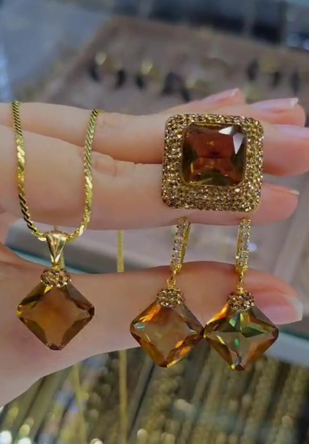 Color-changing Zultanite Jewelry Set – 14K Gold Plated, 3-piece - Etsy