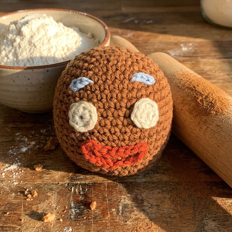 Gingerbread Man Crochet Pattern – Chocolate Orange Cover, Beginner ...