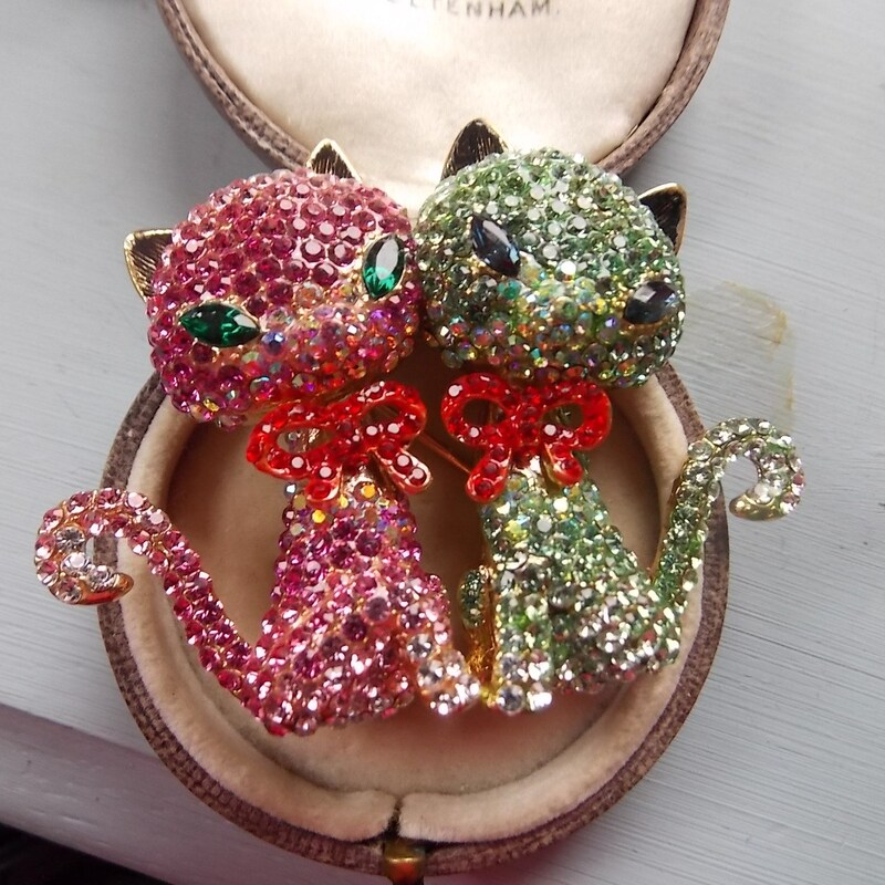 Butler Brooch - Etsy