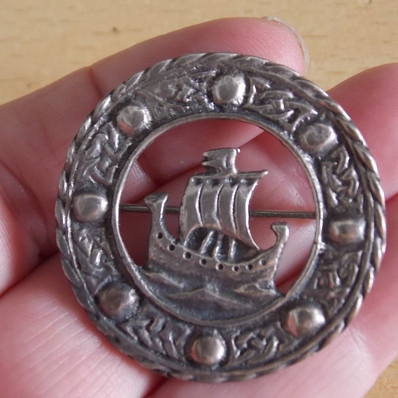 Viking Ship Pin - Etsy