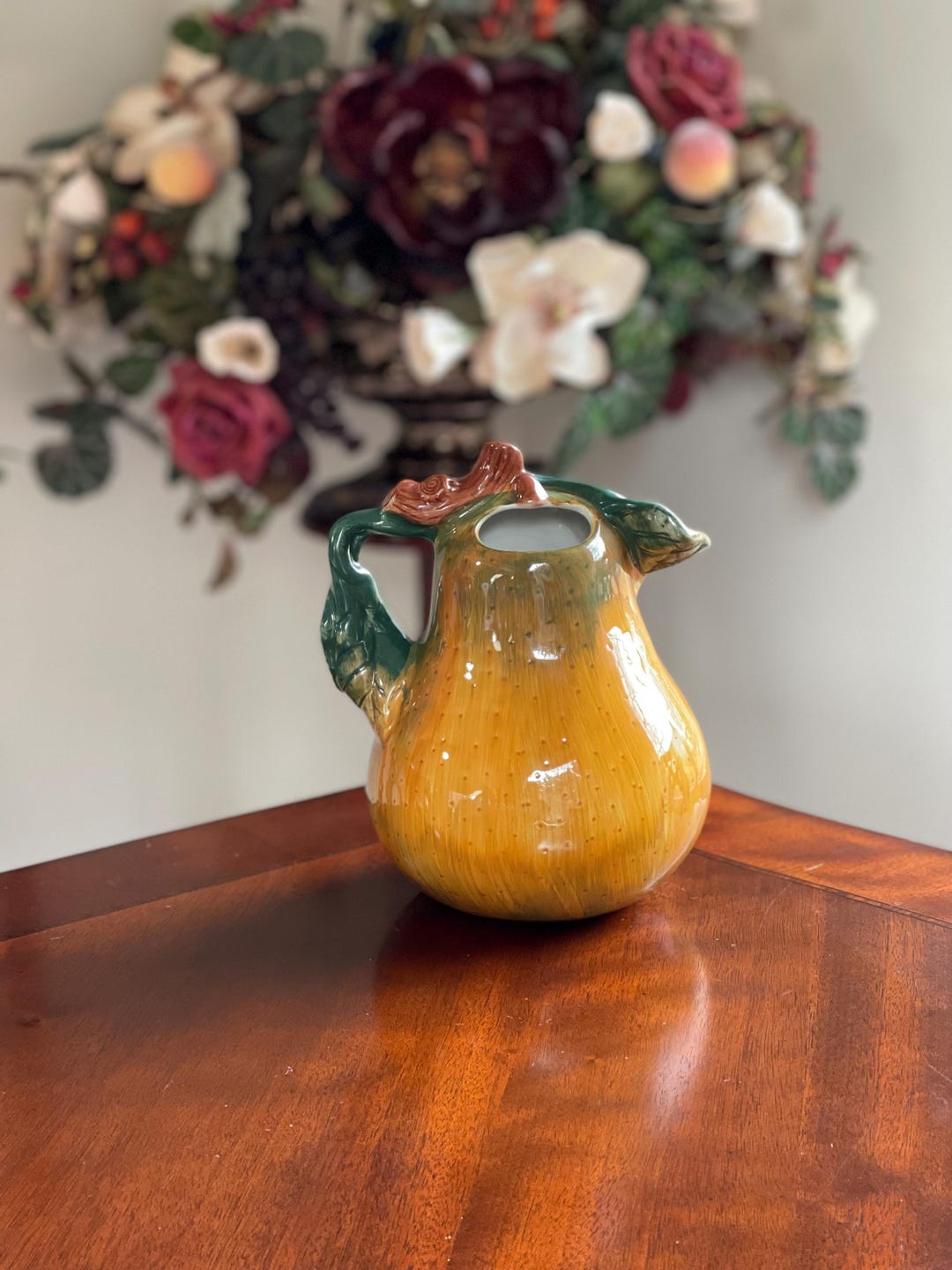 Vintage Hand-painted Sakura Sanoma Pear Pitcher With Green Leaf Handle ...