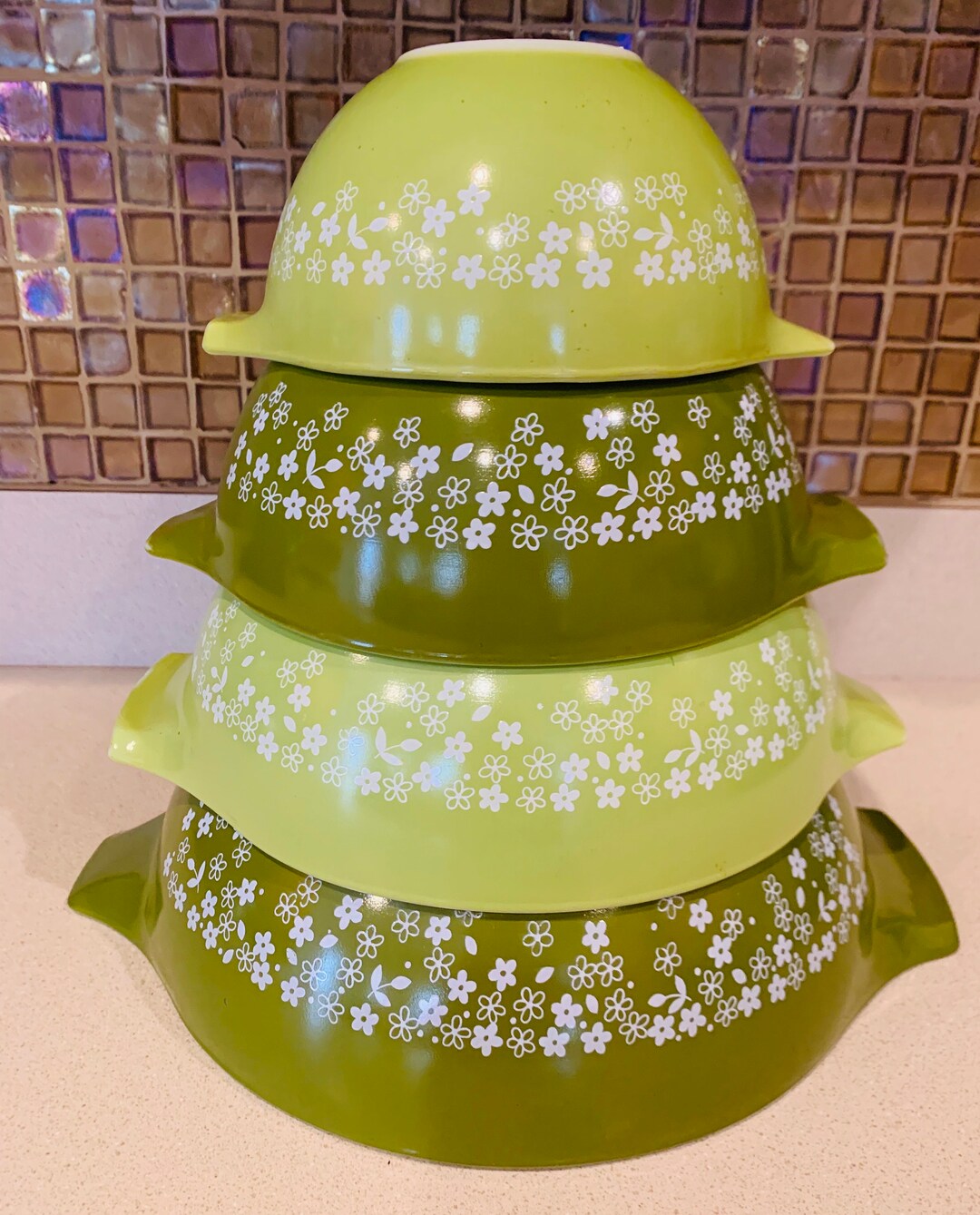 Vintage Pyrex Spring Blossom Small Daisy Cinderella Nesting Mixing ...