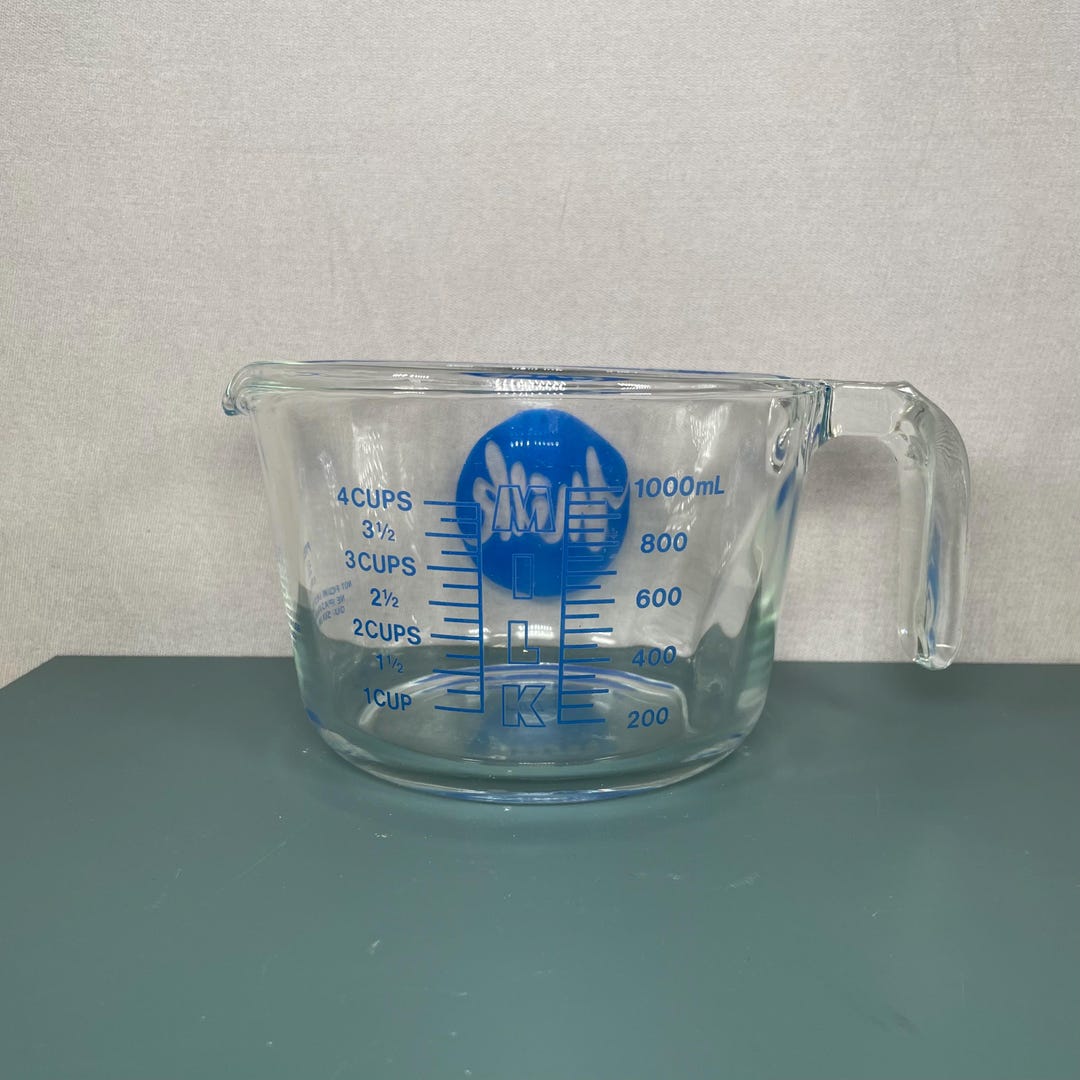 Pyrex 4 Cup Glass Measuring Cup | #533 1L Vintage Blue Milk Logo 1980s ...