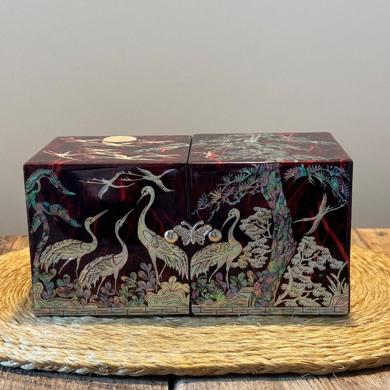 Traditional Jewelry Box - Etsy