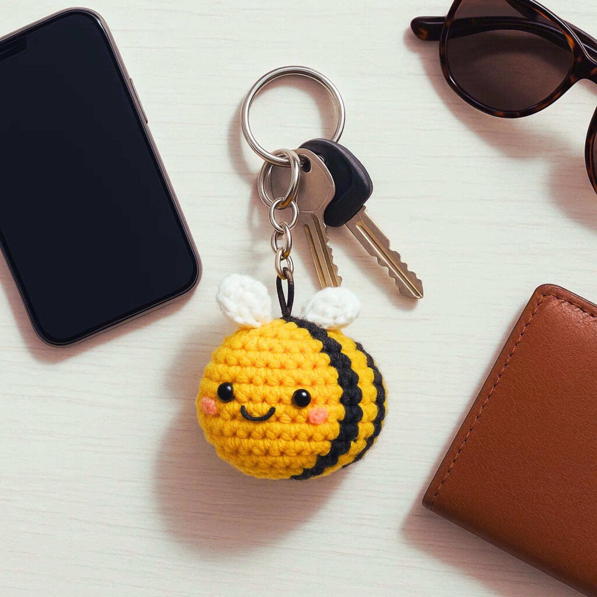 Crochet Bumblebee Keychain Pattern | Mini Amigurumi Bag Charm & Car ...