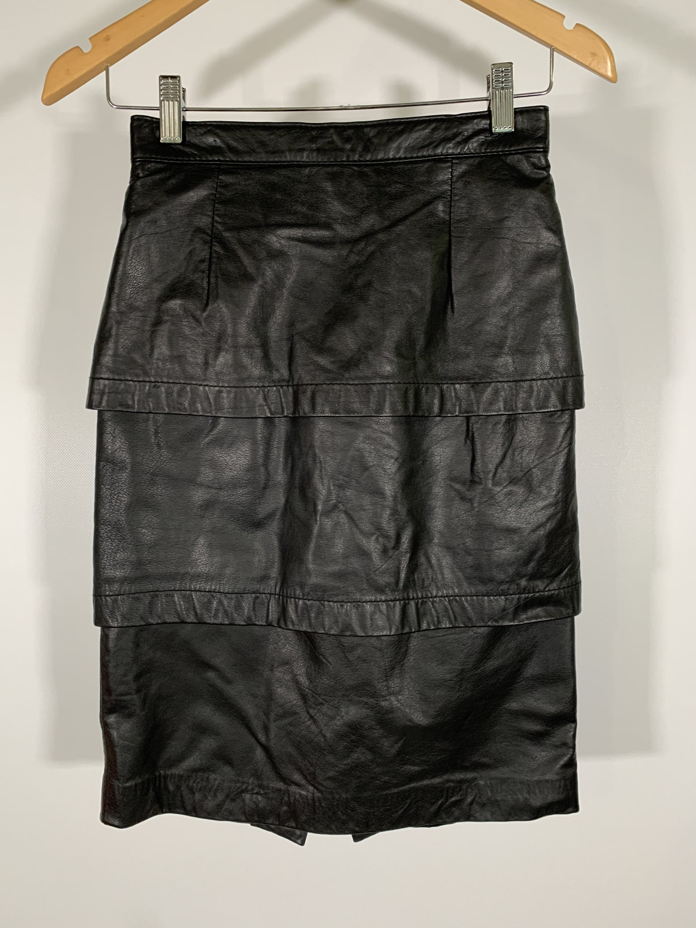 80s Vintage Leather Skirt Black Ruffle Layer Detail R… - Gem