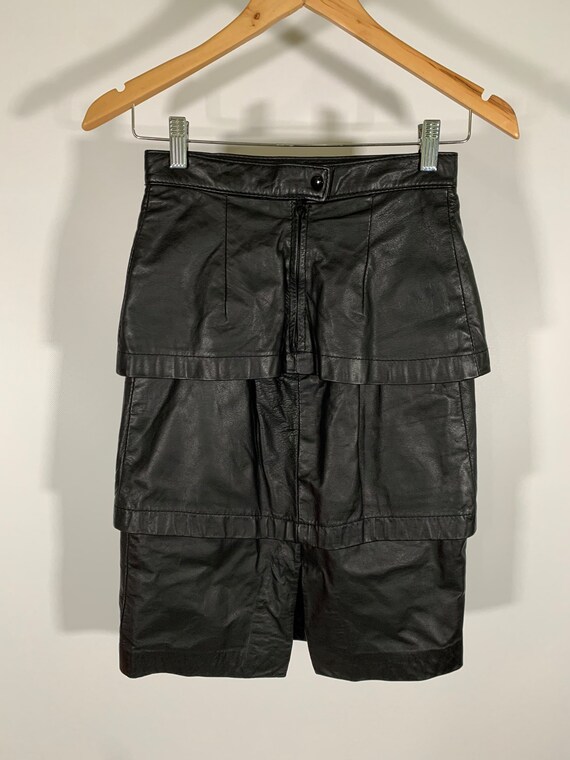80s Vintage Leather Skirt Black Ruffle Layer Detail R… - Gem