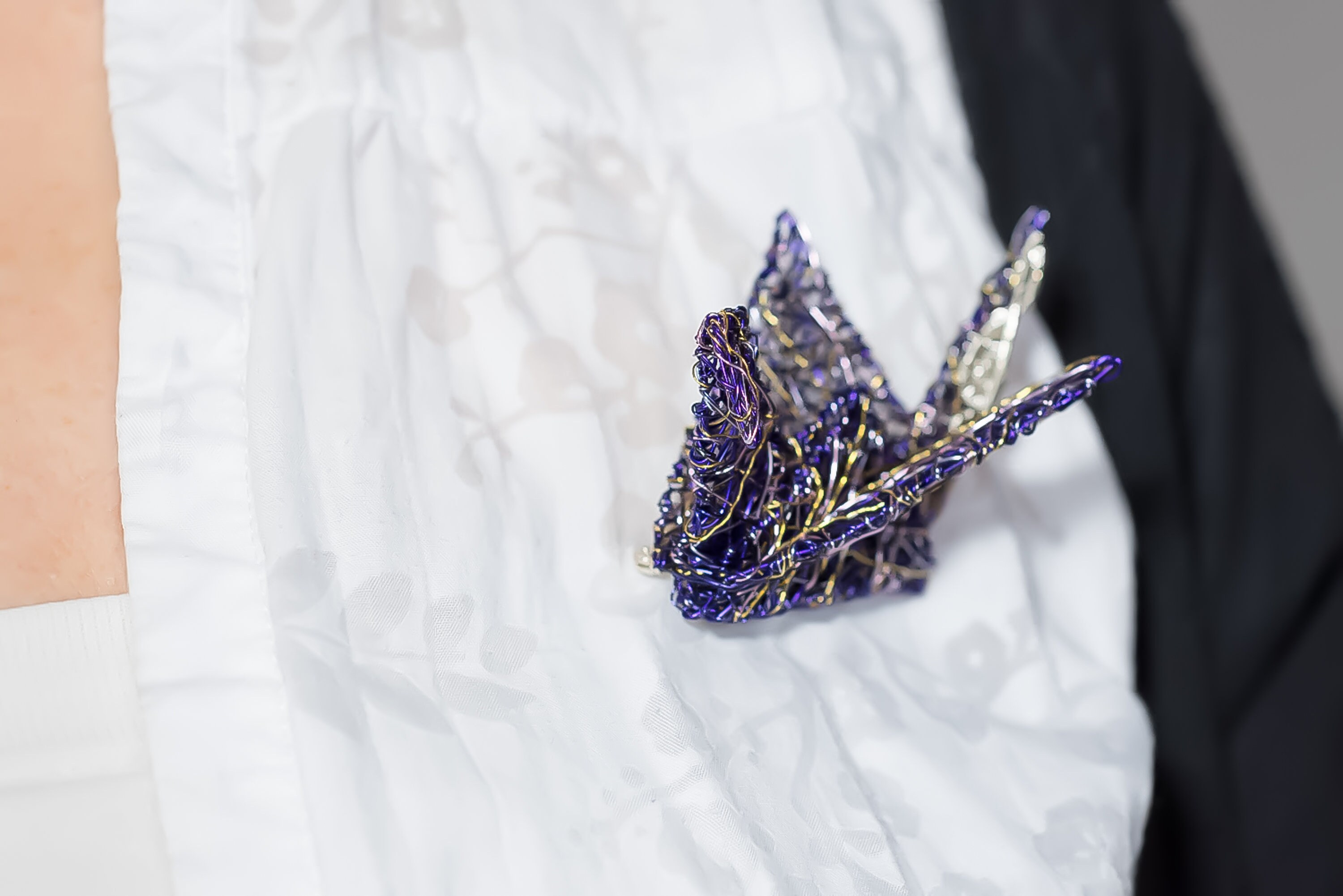 Origami Crane Pin, Crane Brooch, Origami Jewelry Sculpture Wire Bird ...