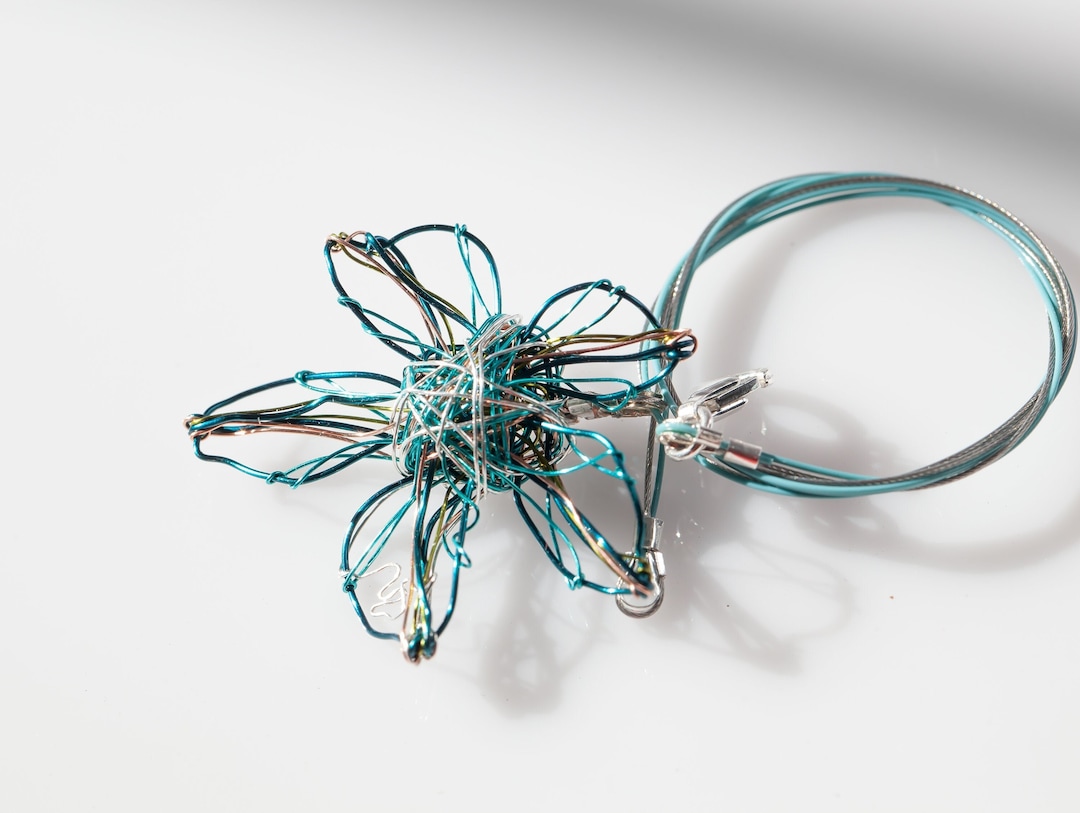 Turquoise flower necklace art, Wire flower pendant modern minimalist ...