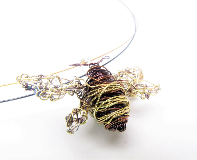 Bee Necklace Bee Pendant Wire Sculpture Insect Art Jewelry - Etsy