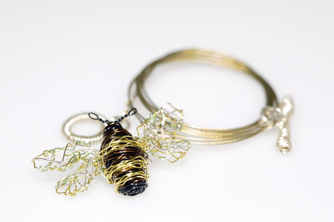 Wire Art Bee Necklace, Insect Jewelry Artist Sculptural, Gold Copper ...