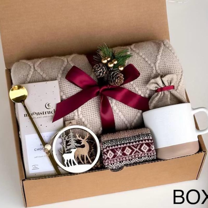 Christmas Gift - 60+ Gift Ideas for 2025